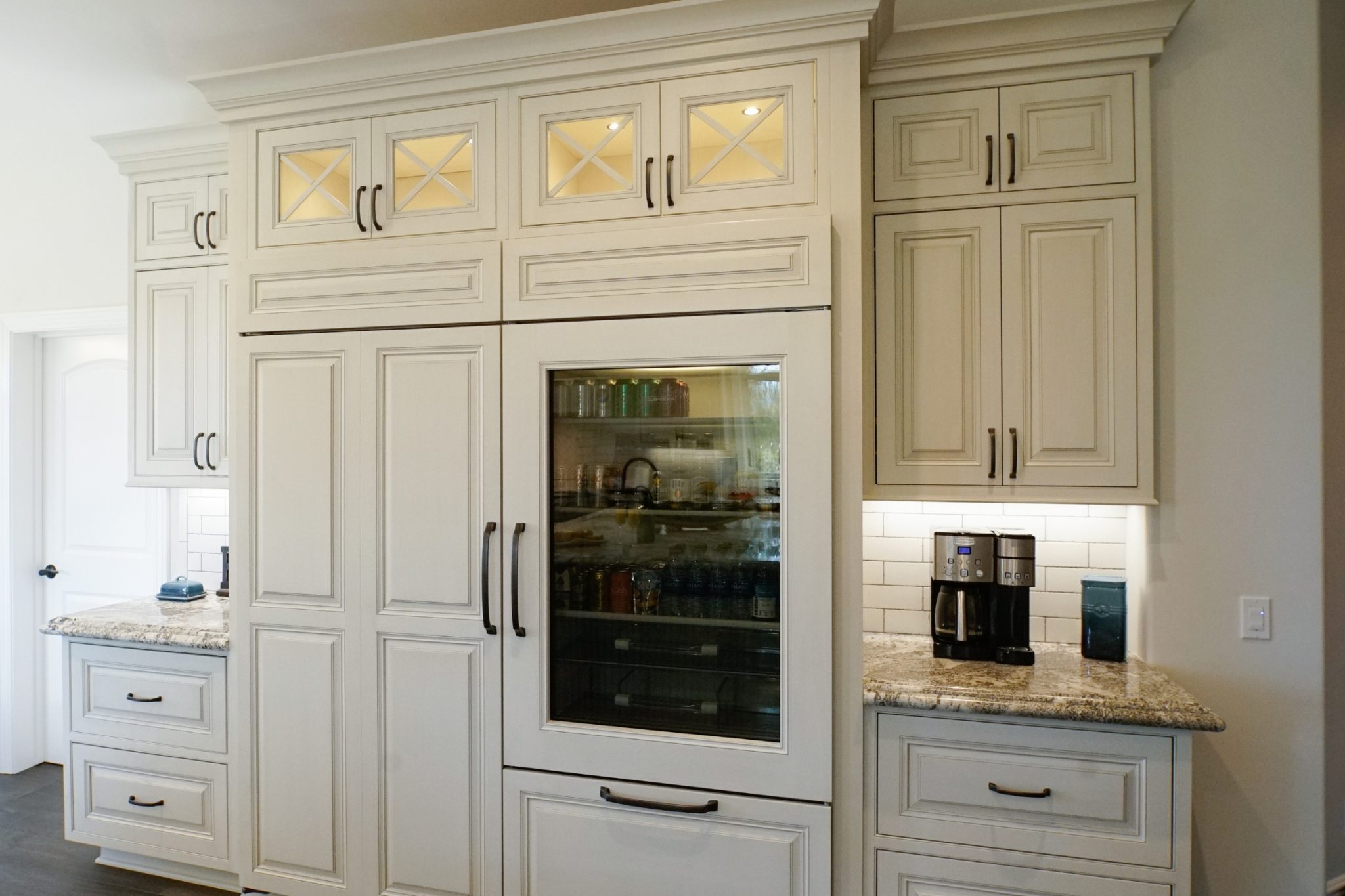 The Benefits of a Custom Pantry in Your Kitchen Remodel