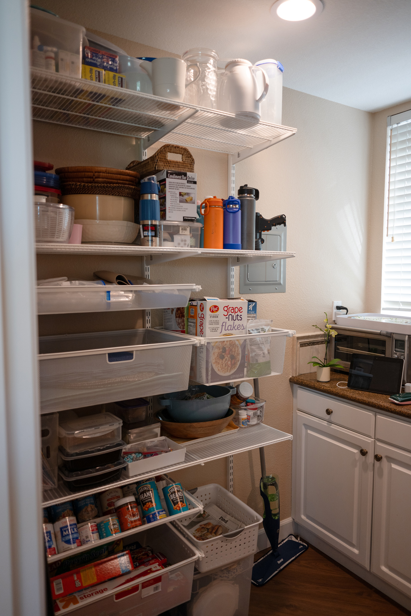The Benefits of a Custom Pantry in Your Kitchen Remodel