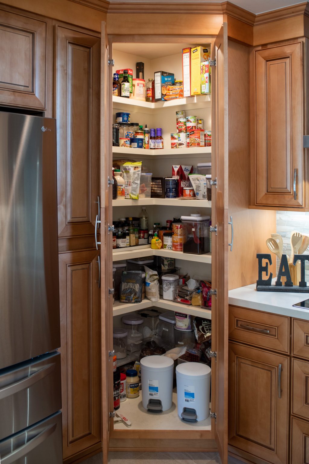 The Benefits of a Custom Pantry in Your Kitchen Remodel